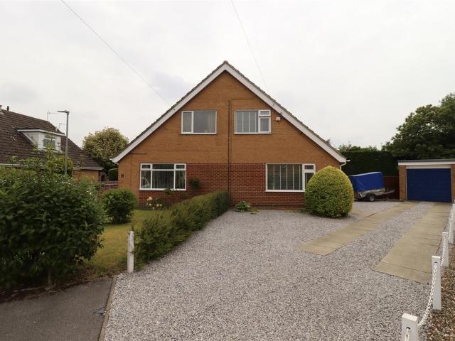 2 bedroom semi detached house for sale