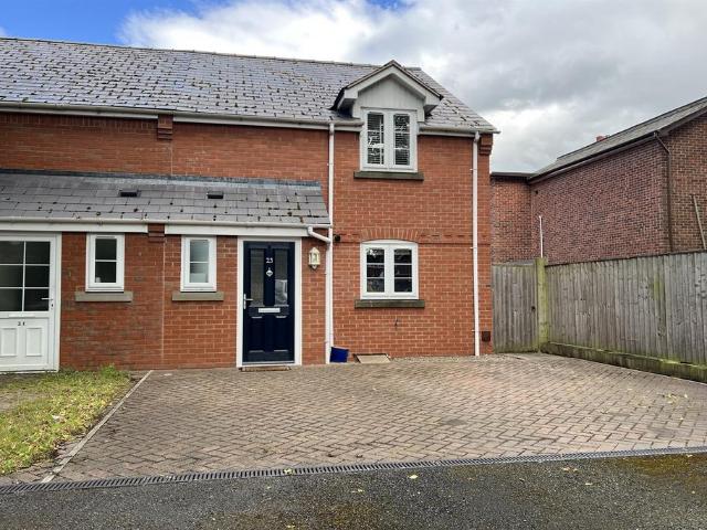 2 bedroom semi detached house for sale