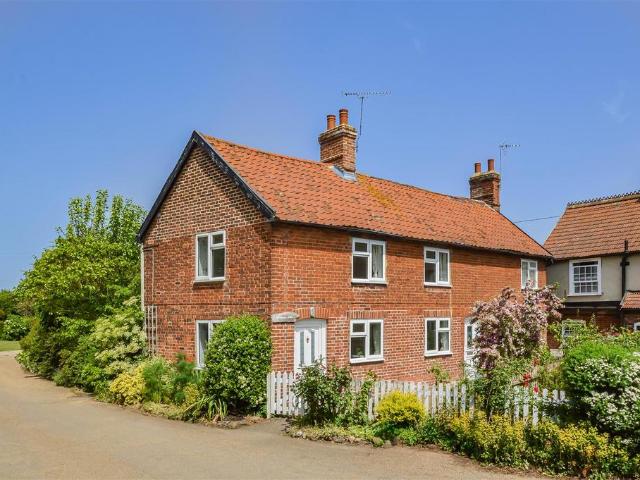 2 bedroom semi detached house for sale