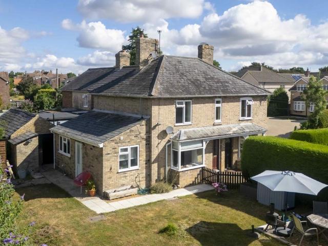 2 bedroom semi detached house for sale