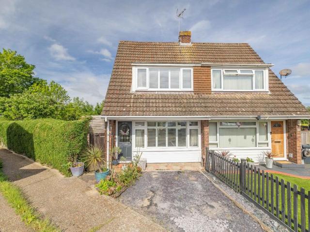2 bedroom semi detached house for sale