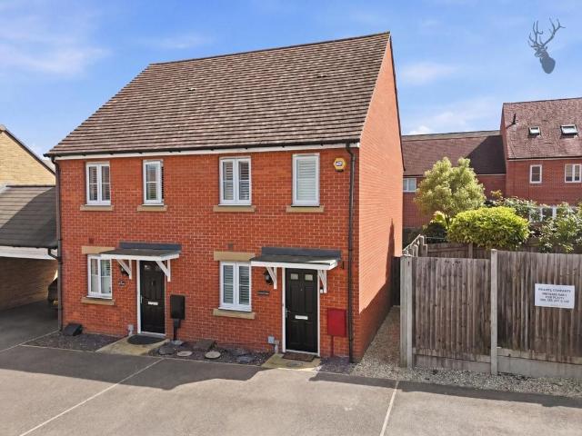 2 bedroom semi detached house for sale