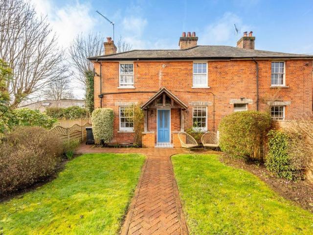 2 bedroom semi detached house for sale