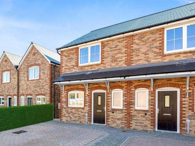 2 bedroom semi detached house for sale