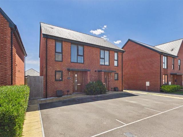 2 bedroom semi detached house for sale