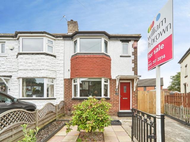 2 bedroom semi detached house for sale