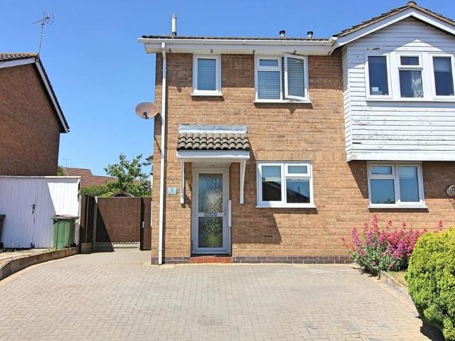 2 bedroom semi detached house for sale
