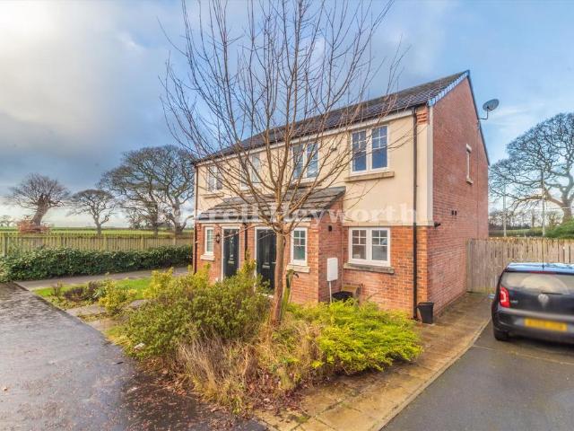 2 bedroom semi detached house for sale