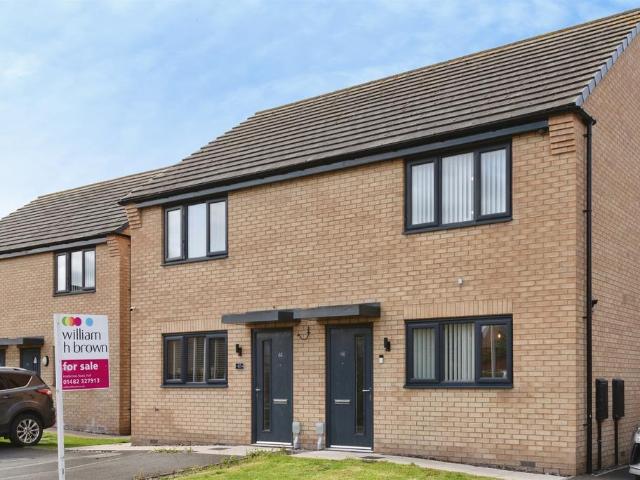 2 bedroom semi detached house for sale