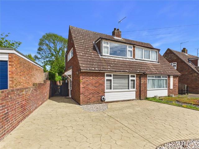 2 bedroom semi detached house for sale