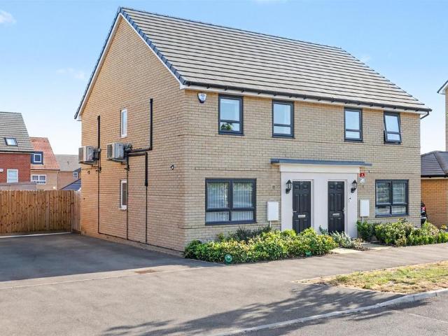 2 bedroom semi detached house for sale