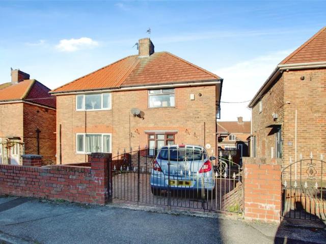 2 bedroom semi detached house for sale