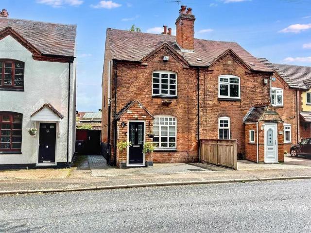 2 bedroom semi detached house for sale