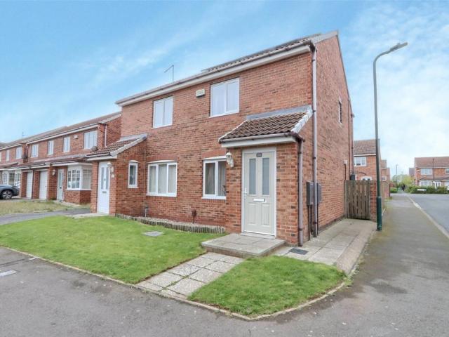 2 bedroom semi detached house for sale