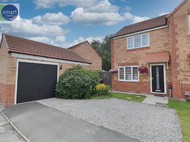 2 bedroom semi detached house for sale