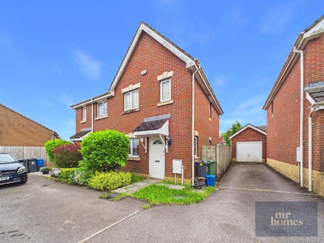 2 bedroom semi detached house for sale