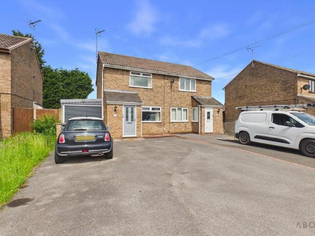 2 bedroom semi detached house for sale