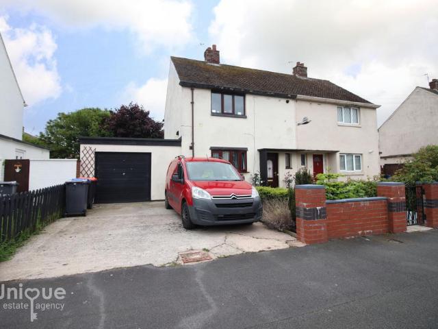 2 bedroom semi detached house for sale
