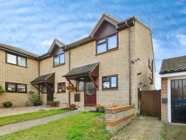 2 bedroom semi detached house for sale