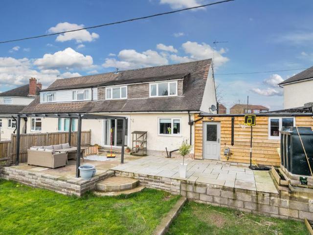 2 bedroom semi detached house for sale