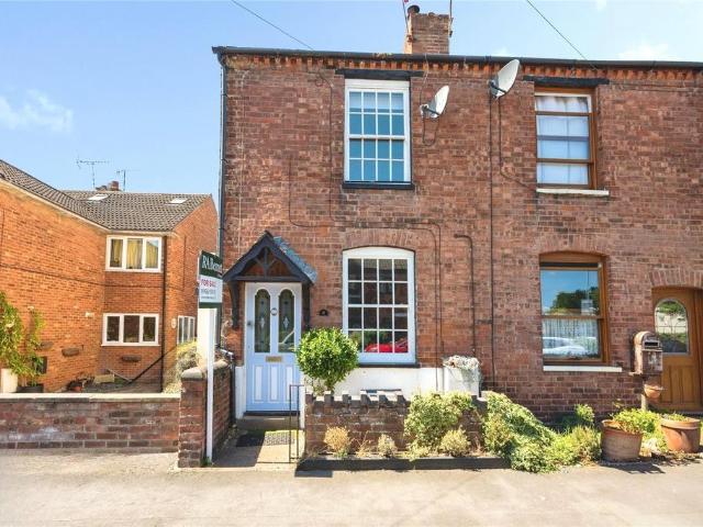 2 bedroom semi detached house for sale