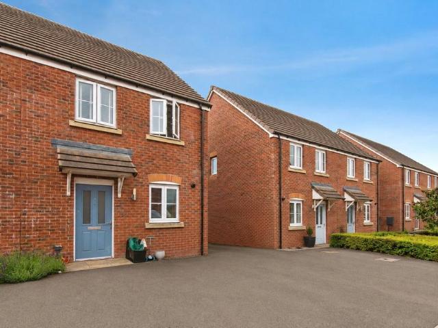 2 bedroom semi detached house for sale