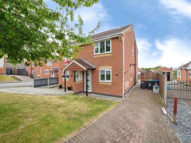 2 bedroom semi detached house for sale