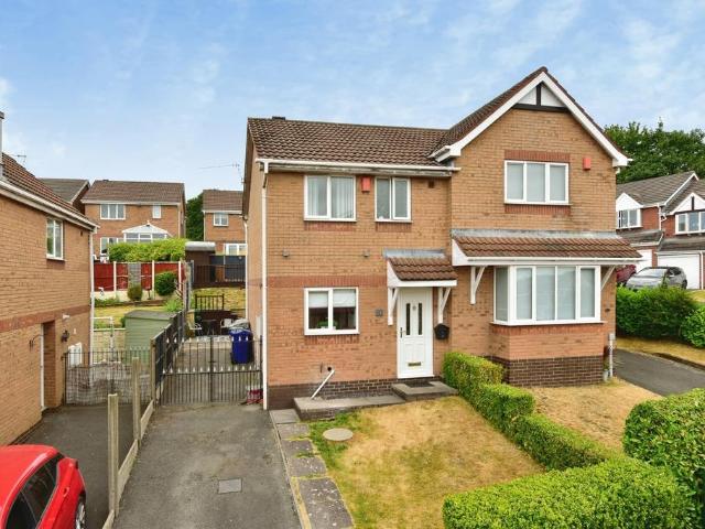 2 bedroom semi detached house for sale