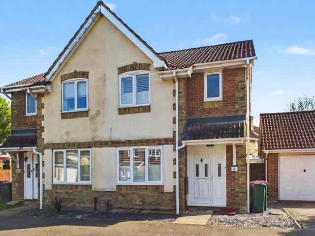 2 bedroom semi detached house for sale