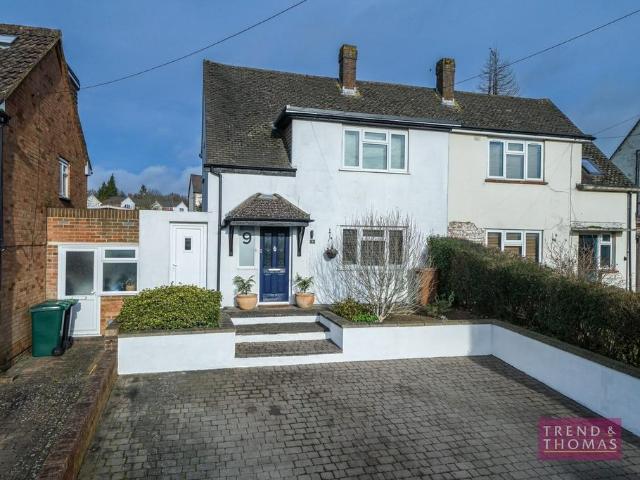 2 bedroom semi detached house for sale