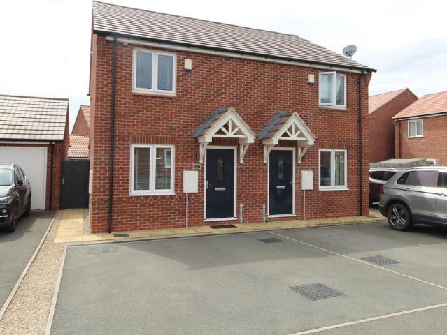 2 bedroom semi detached house for sale