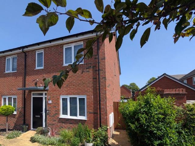 2 bedroom semi detached house for sale