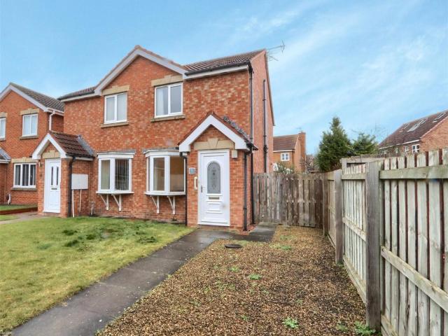 2 bedroom semi detached house for sale