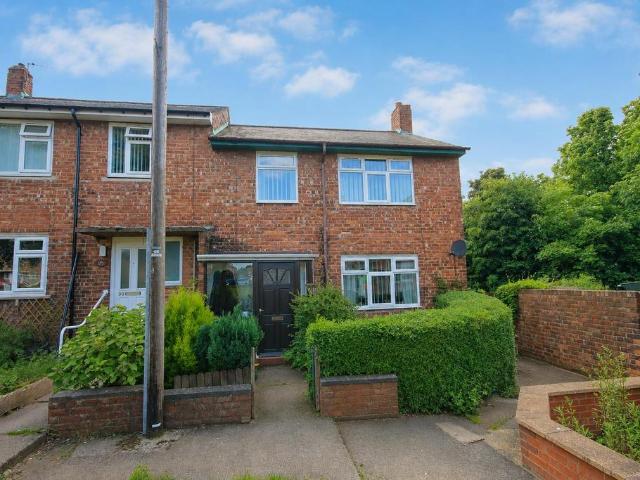 2 bedroom semi detached house for sale