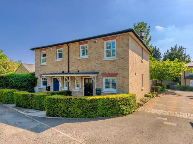 2 bedroom semi detached house for sale