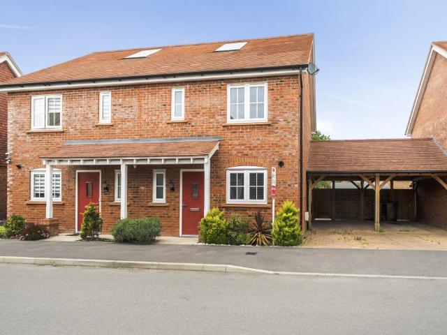 2 bedroom semi detached house for sale