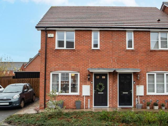 2 bedroom semi detached house for sale
