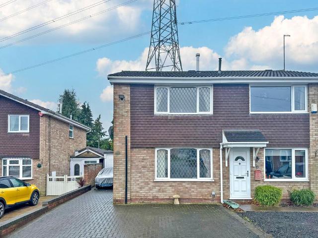 2 bedroom semi detached house for sale