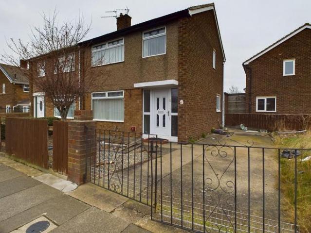 2 bedroom semi detached house for sale