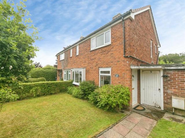 2 bedroom semi detached house for sale