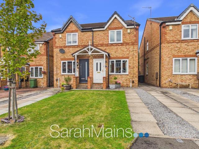 2 bedroom semi detached house for sale