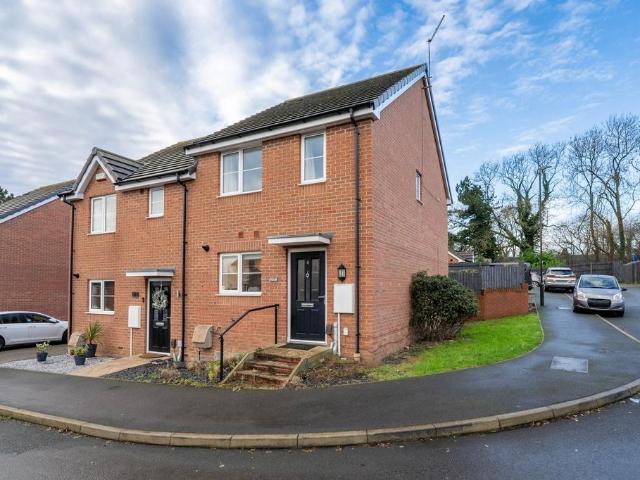 2 bedroom semi detached house for sale