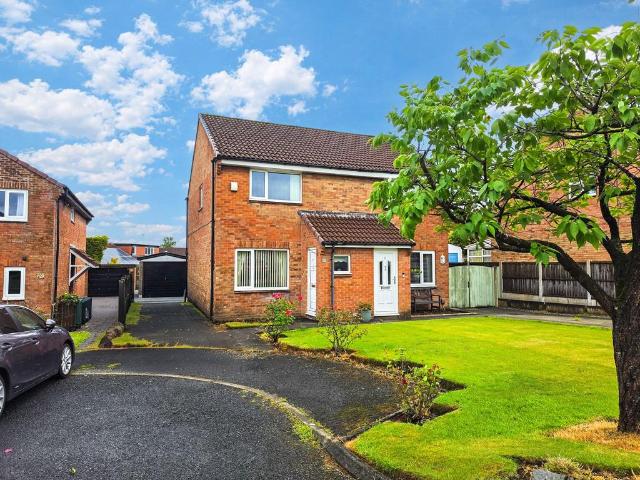 2 bedroom semi detached house for sale