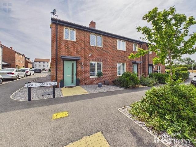 2 bedroom semi detached house for sale