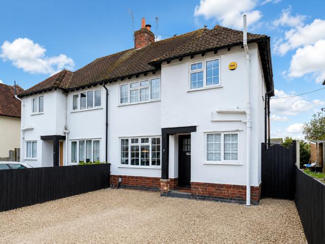 2 bedroom semi detached house for sale