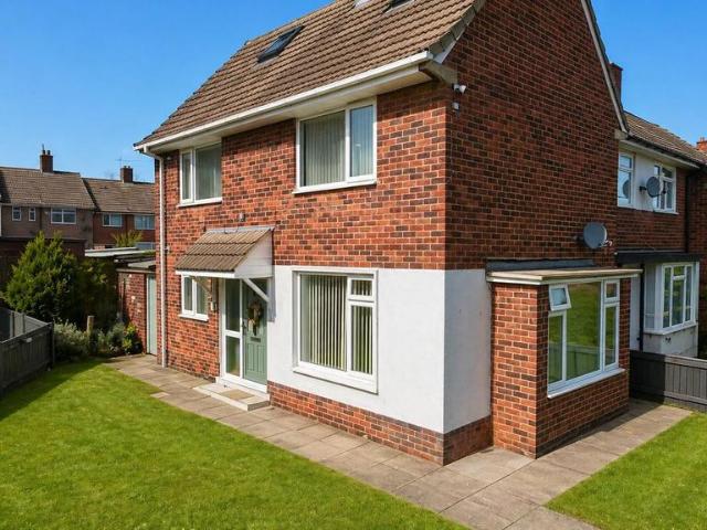 2 bedroom semi detached house for sale