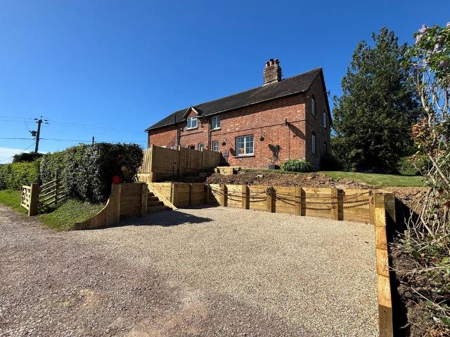 2 bedroom semi detached house for sale