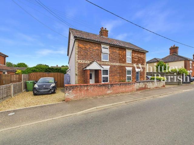 2 bedroom semi detached house for sale