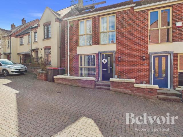 2 bedroom semi detached house for sale