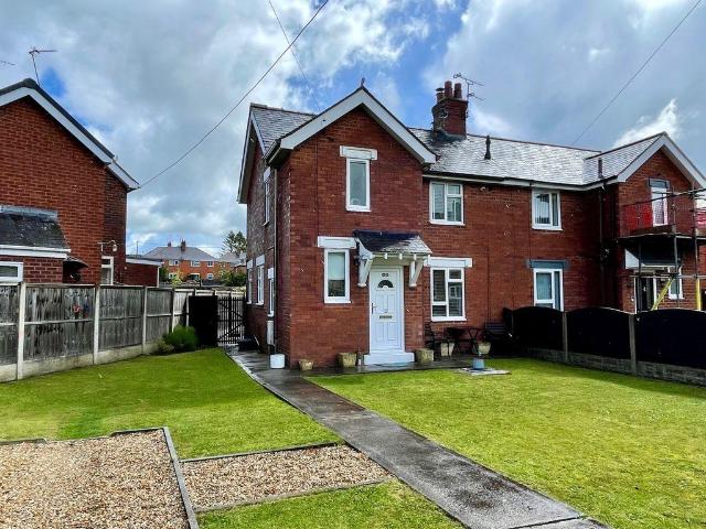 2 bedroom semi detached house for sale